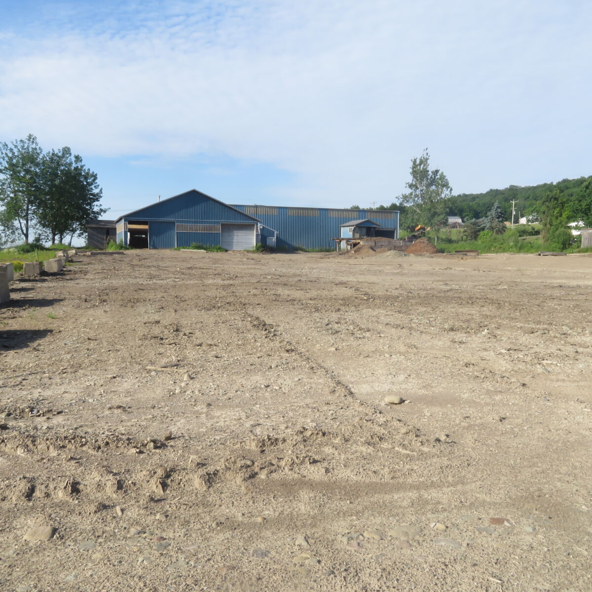 Commercial Property: 13 acres - Bright Star Real Estate Services